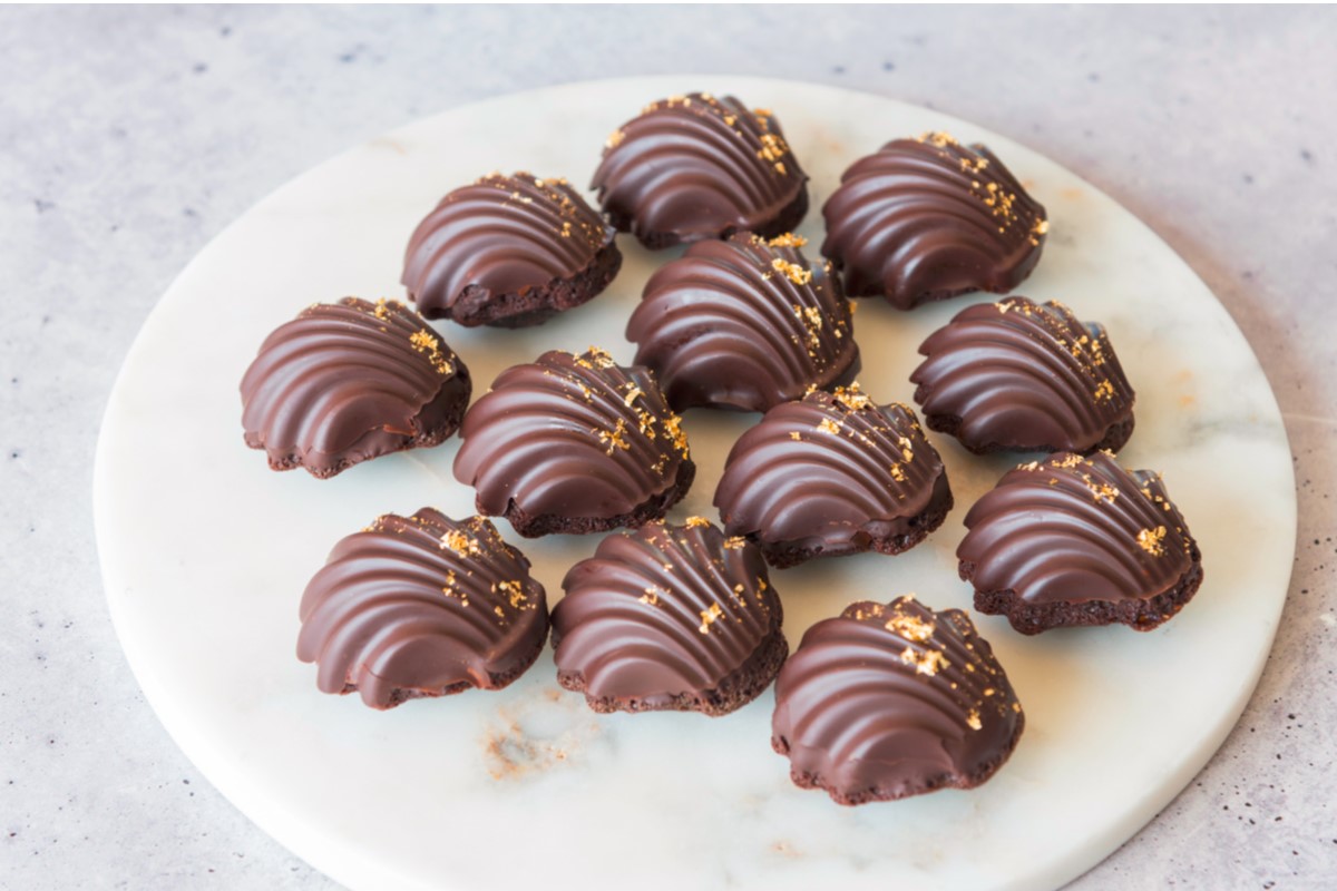 Ghirardelli 72% Chocolate Madeleines by Lasheeda Perry | Pastry Arts