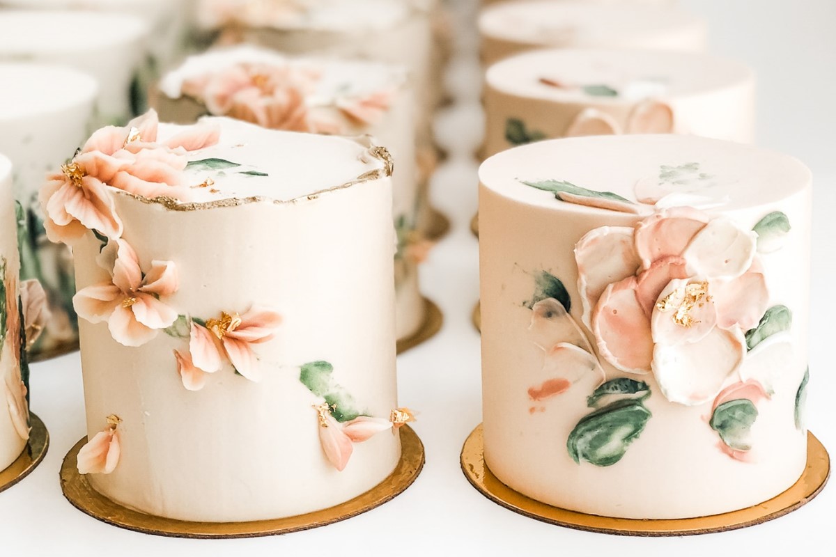 Welcome Back, Wedding Cakes! | Pastry Arts