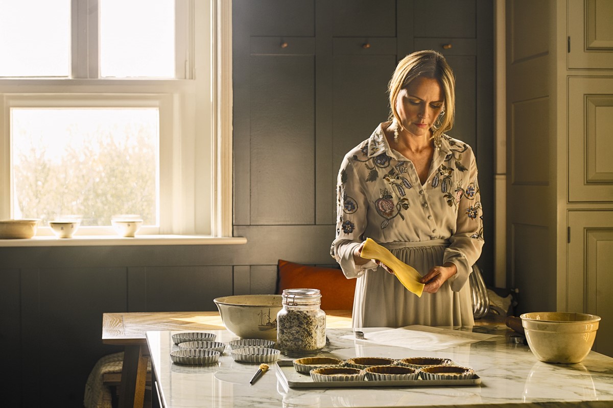 Julie Jones: Expressing Her Art Through Pastry | Pastry Arts