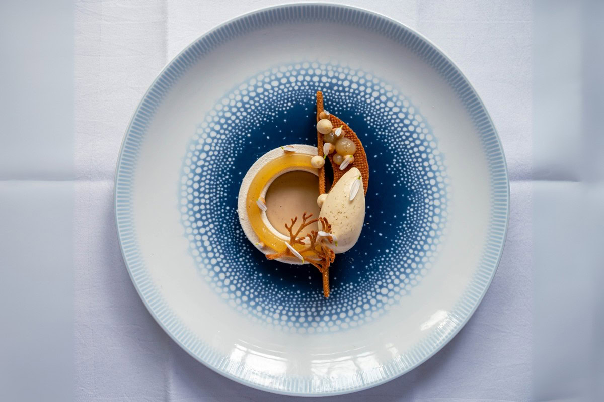 The Eye of the Mountain by Mirko Giuseppe Frustaci | Pastry Arts